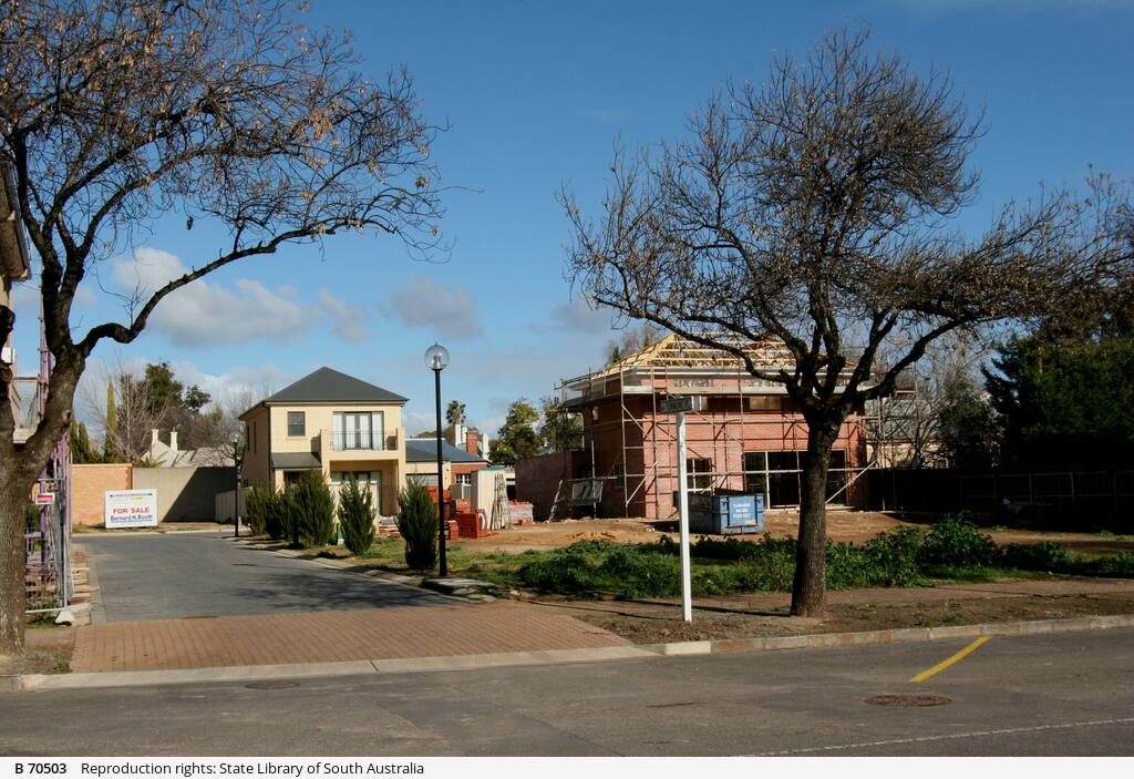 Residential development in Tormore Place • Photograph • State Library ...