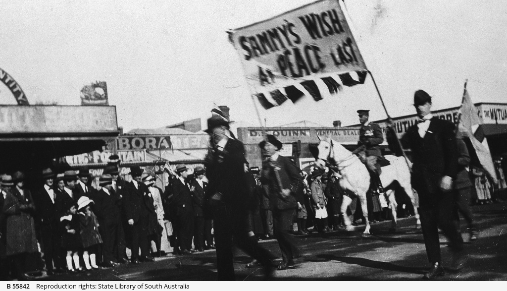 Adelaide Peace Day parade • Photograph • State Library of South Australia